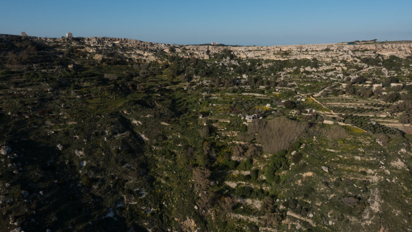 DINGLI CLIFFS - HIGHEST POINT IN MALTA | Zarb Coaches Ltd